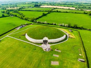 10 Best Historical Landmarks in Ireland: Tracing the Footsteps of the Past