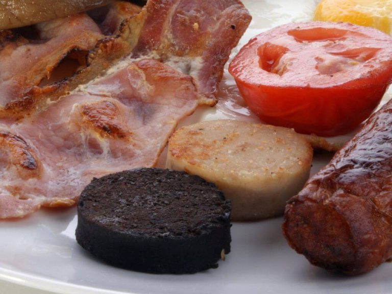 Traditional Irish Breakfast: What Is It and Where Did It Come From?