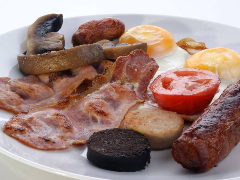 Traditional Irish Breakfast: What Is It and Where Did It Come From?
